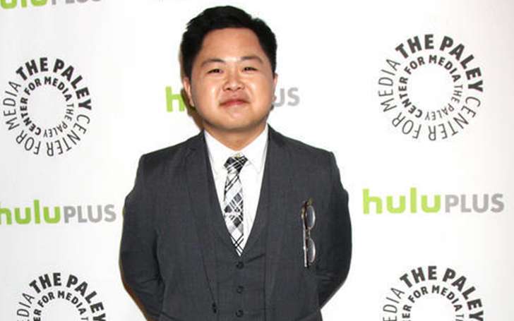 '2 Broke Girls' star Matthew Moy is still single and is not dating anyone