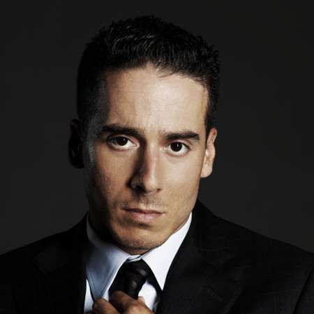 Kirk Acevedo wiki, affair, married, Gay, height